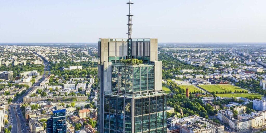The Highline Warsaw, on the top of the Varso Tower, opens in 2025!